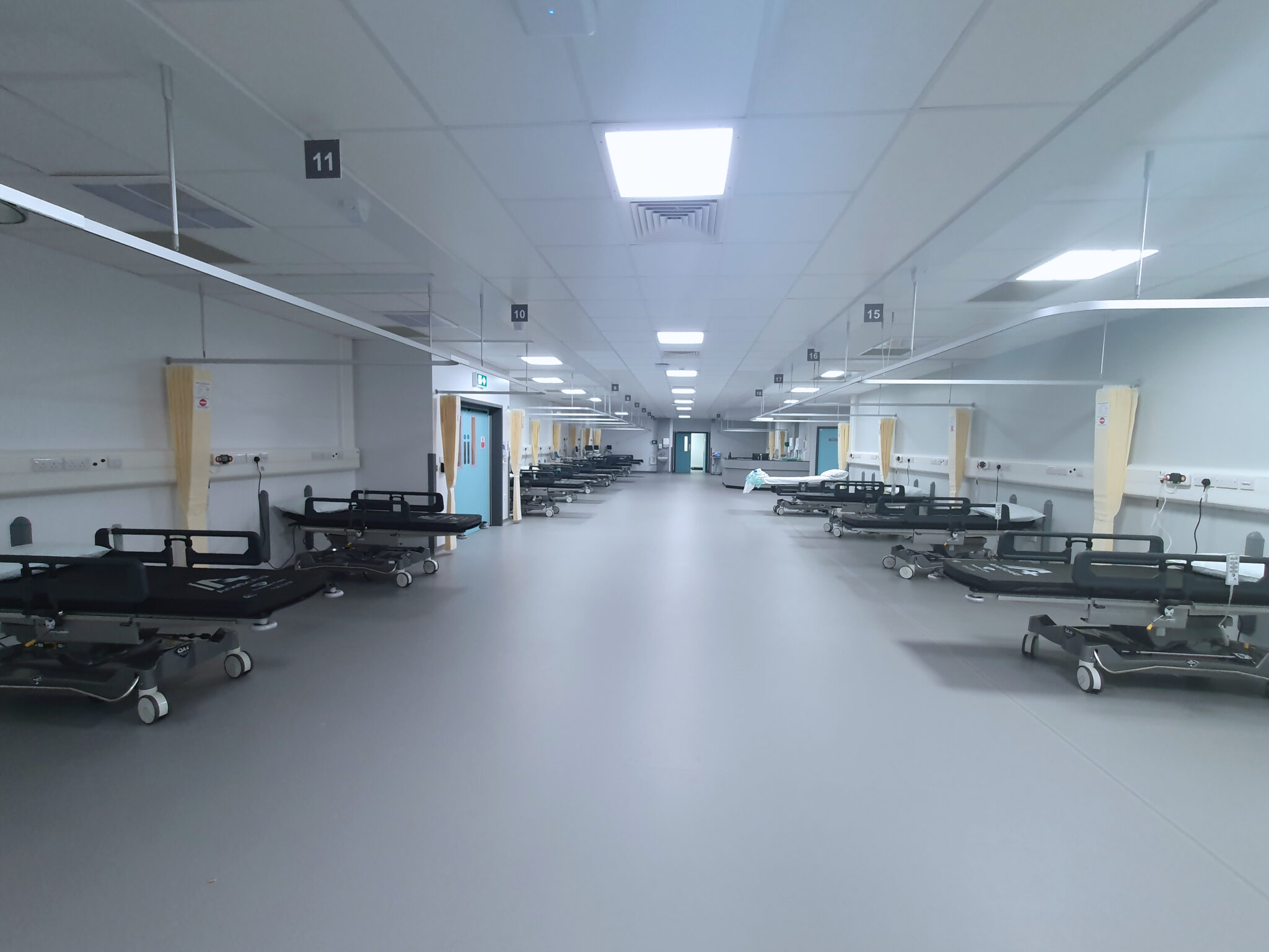 Day Surgery | Hull University Teaching Hospitals NHS Trust