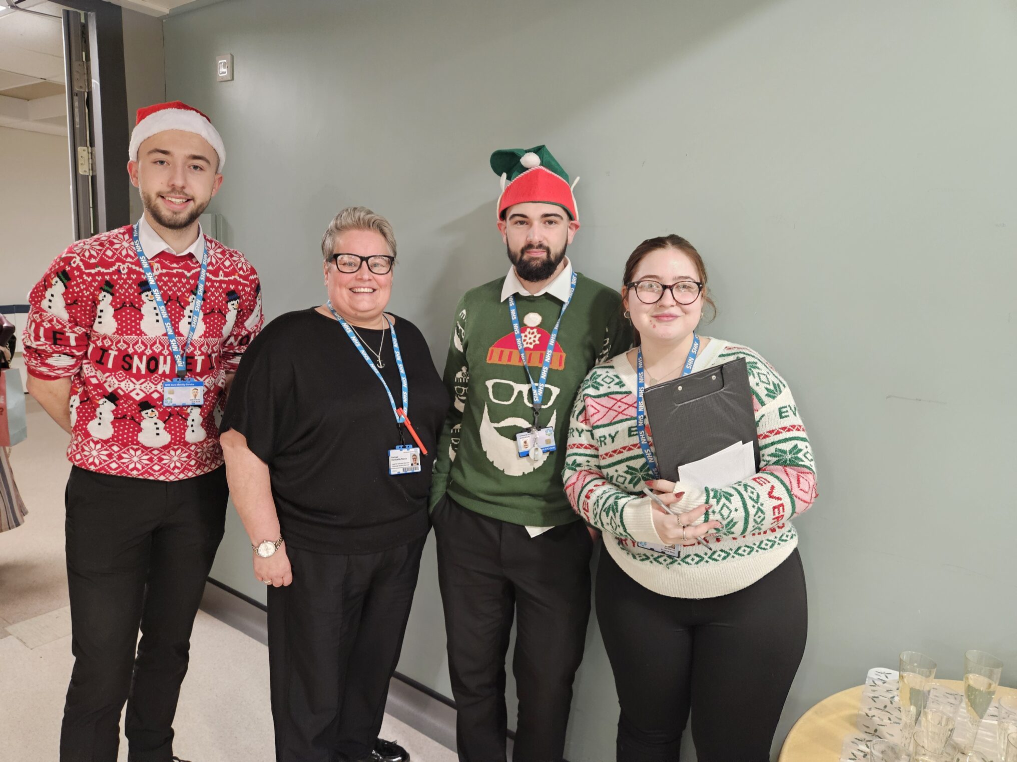 Hospital volunteers give the ultimate gift | Hull University Teaching ...